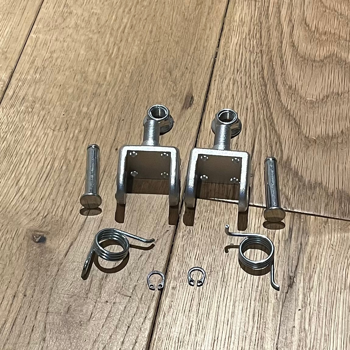 Surron Peg Hanger Kit – SurronPartsNorthWest